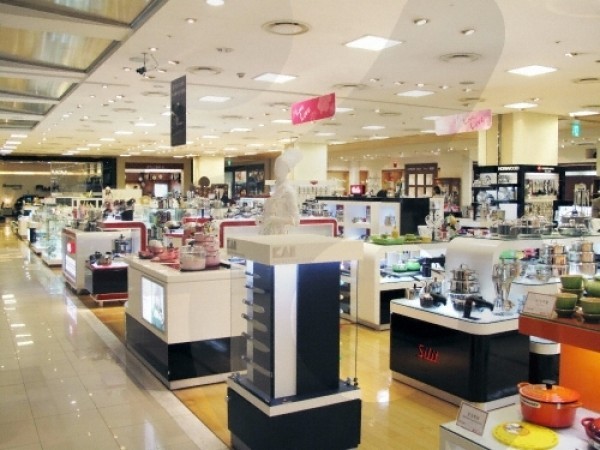 Hyundai Department Store - Mia Branch | 현대백화점 (미아점) : TRIPPOSE