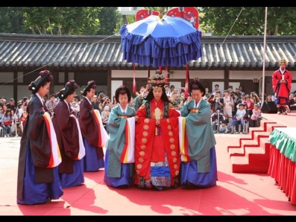 King Gojong and Queen Min’s Royal Wedding Ceremony | 고종명성후 가례 재현행사 ...